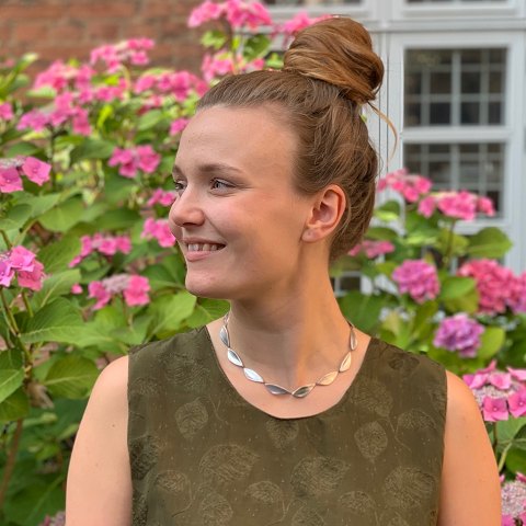 Antik Damgaard-Lauritsen - Henning Ulrichsen; halskæde i sterling sølv ...